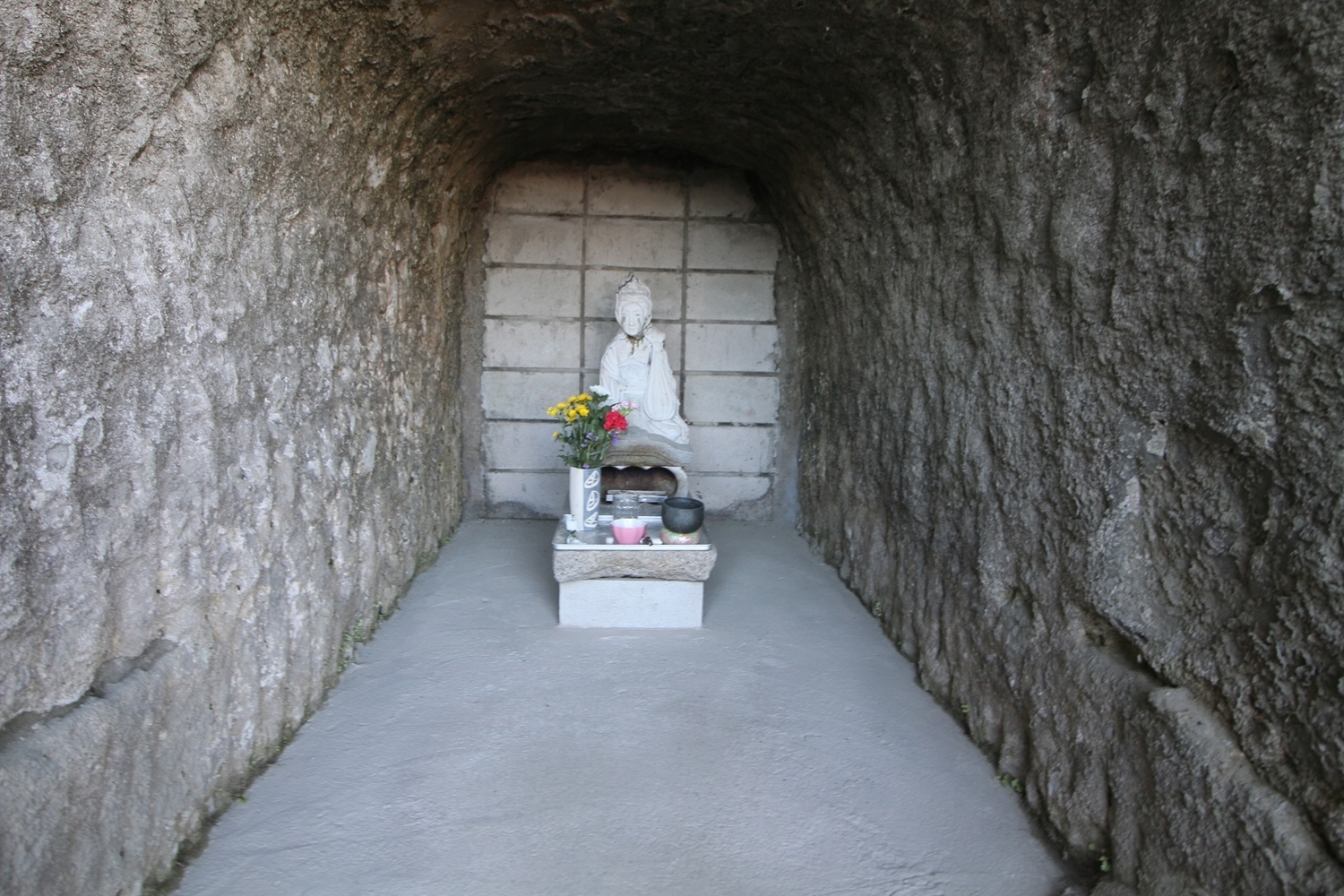 金蔵院の石仏 ＜横浜市磯子区＞: 石仏探訪